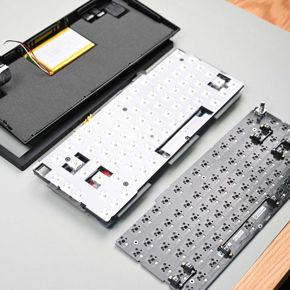 How to Disassemble the Keychron V Max Series Keyboard – Keychron Austria